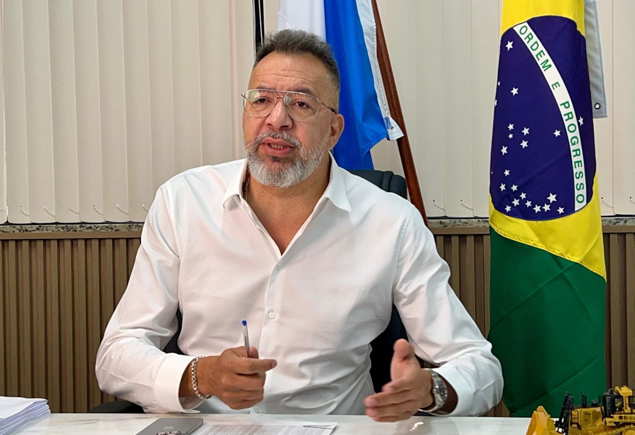 Prefeito de Belford Roxo Márcio Canella anuncia antecipação da primeira ...